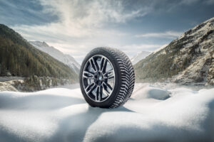Hankook expands winter line-up with new Winter i*cept evo 4 - TyreTrade.ie